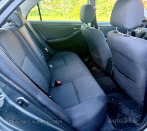 Grey Toyota Corolla 2004 in Tallinn, with an engine capacity of 1.60 L and mileage of 245 thousand km for 1499 €, photo 7 on AUTOMOTO.COM.LV
