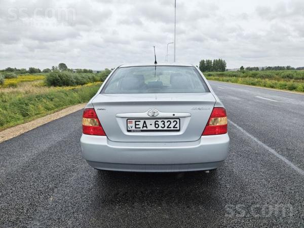 Toyota Corolla 2004 in Jelgava on AUTOMOTO.COM.LV Grey Toyota Corolla 2004 in Jelgava, with an engine capacity of 1.40 L and mileage of 205 thousand km for 2300 €, photo 4 on AUTOMOTO.COM.LV