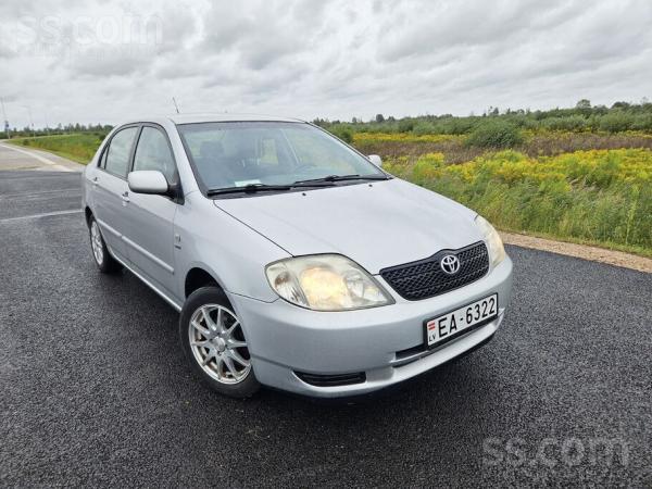 Toyota Corolla 2004 in Jelgava on AUTOMOTO.COM.LV Grey Toyota Corolla 2004 in Jelgava, with an engine capacity of 1.40 L and mileage of 205 thousand km for 2300 €, photo 6 on AUTOMOTO.COM.LV