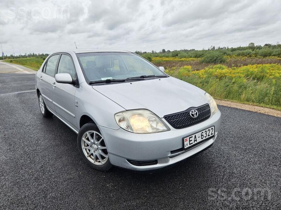 Grey Toyota Corolla 2004 in Jelgava, with an engine capacity of 1.40 L and mileage of 205 thousand km for 2300 €, photo 6 on AUTOMOTO.COM.LV