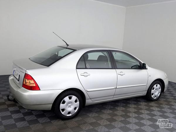 Pelēks Toyota Corolla 2005 Tallina, ar dzinēja tilpumu 1.40 L un nobraukumu 122 tūkst. km par 2199 €, foto 3 vietnē AUTOMOTO.COM.LV