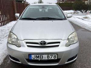 Grey Toyota Corolla 2005 in Vilnius, with an engine capacity of 1.36 L and mileage of 307 thousand km for 2200 €, photo 5 on AUTOMOTO.COM.LV