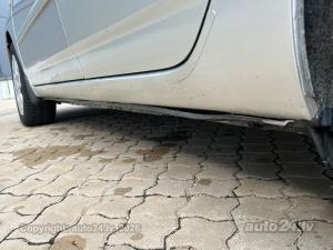 Pelēks Toyota Corolla 2005 Valga, ar dzinēja tilpumu 1.60 L un nobraukumu 100 tūkst. km par 2800 €, foto 9 vietnē AUTOMOTO.COM.LV