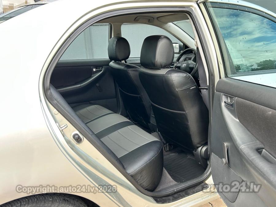 Pelēks Toyota Corolla 2005 Valga, ar dzinēja tilpumu 1.60 L un nobraukumu 100 tūkst. km par 2800 €, foto 13 vietnē AUTOMOTO.COM.LV