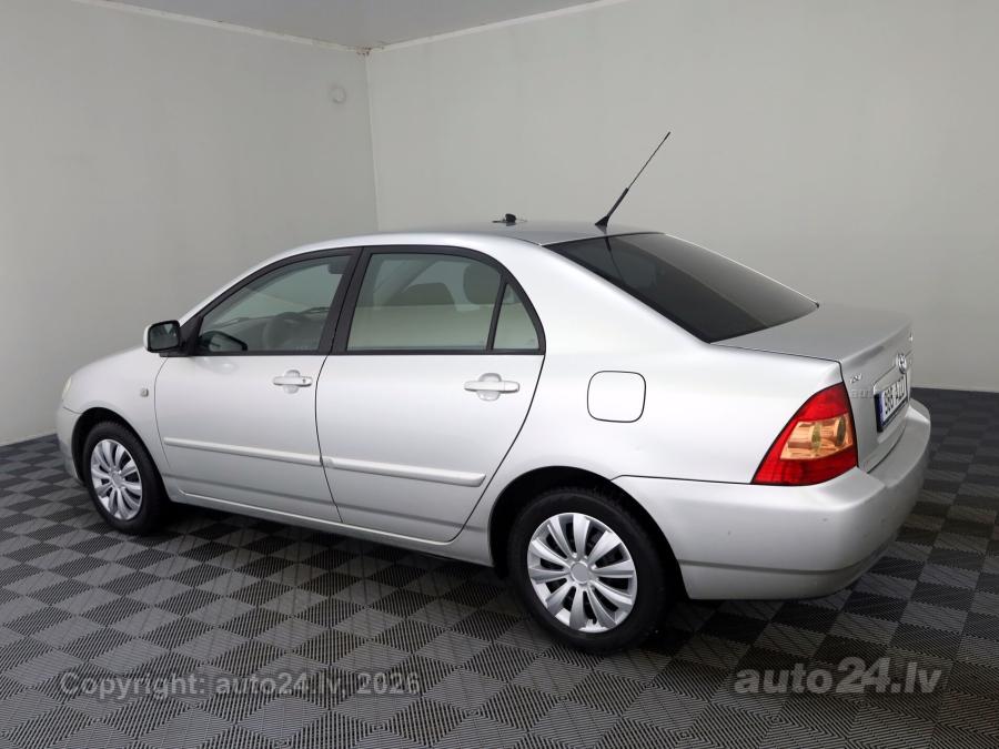Pelēks Toyota Corolla 2006 Tallina, ar dzinēja tilpumu 1.60 L un nobraukumu 137 tūkst. km par 2499 €, foto 5 vietnē AUTOMOTO.COM.LV