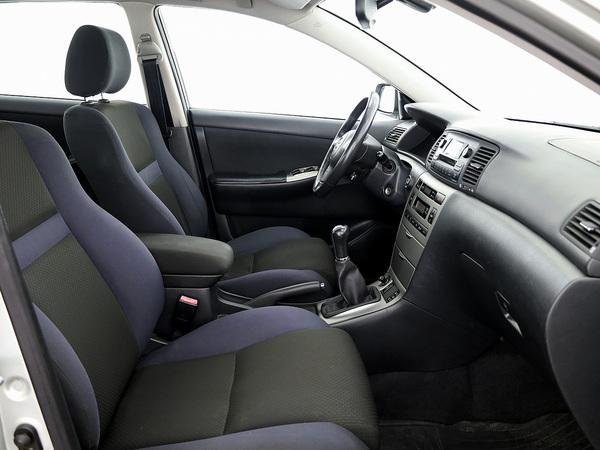 Pelēks Toyota Corolla 2006 Tallina, ar dzinēja tilpumu 1.60 L un nobraukumu 114 tūkst. km par 2799 €, foto 6 vietnē AUTOMOTO.COM.LV