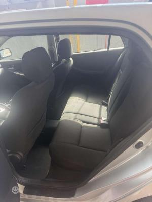 Pelēks Toyota Corolla 2006 Utena, ar dzinēja tilpumu 1.36 L un nobraukumu 211 tūkst. km par 1700 €, foto 6 vietnē AUTOMOTO.COM.LV