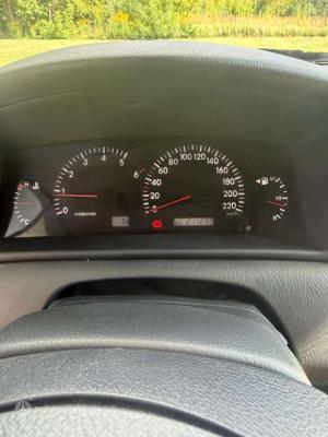Pelēks Toyota Corolla 2006 Utena, ar dzinēja tilpumu 1.36 L un nobraukumu 211 tūkst. km par 1700 €, foto 8 vietnē AUTOMOTO.COM.LV
