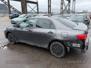 Pelēks Toyota Corolla 2007 Tallina, ar dzinēja tilpumu 1.60 L un nobraukumu 219 tūkst. km par 999 €, foto 5 vietnē AUTOMOTO.COM.LV