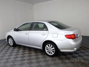 Pelēks Toyota Corolla 2007 Tallina, ar dzinēja tilpumu 1.60 L un nobraukumu 258 tūkst. km par 2499 €, foto 5 vietnē AUTOMOTO.COM.LV