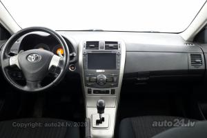 Pelēks Toyota Corolla 2007 Tallina, ar dzinēja tilpumu 1.60 L un nobraukumu 258 tūkst. km par 2499 €, foto 6 vietnē AUTOMOTO.COM.LV