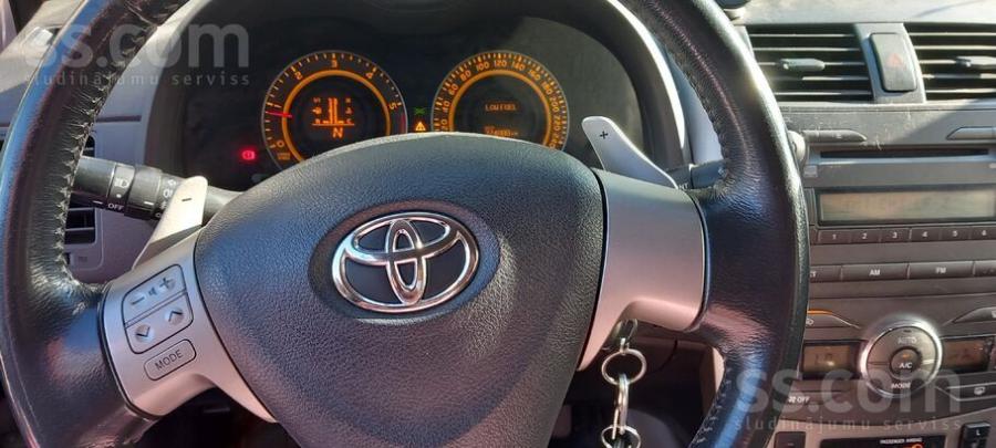 Pelēks Toyota Corolla 2007 Jelgava, ar dzinēja tilpumu 1.40 L un nobraukumu 325 tūkst. km par 2700 €, foto 10 vietnē AUTOMOTO.COM.LV