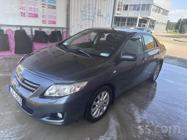 Pelēks Toyota Corolla 2007 Rīga, ar dzinēja tilpumu 1.60 L un nobraukumu 169 tūkst. km par 2800 €, foto 5 vietnē AUTOMOTO.COM.LV