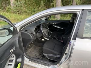 Pelēks Toyota Corolla 2007 Rīga, ar dzinēja tilpumu 1.60 L un nobraukumu 161 tūkst. km par 2600 €, foto 8 vietnē AUTOMOTO.COM.LV