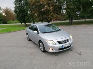 Grey Toyota Corolla 2007 in Ogre, with an engine capacity of 1.60 L and mileage of 146 thousand km for 4000 €, photo 3 on AUTOMOTO.COM.LV