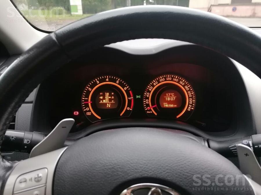 Grey Toyota Corolla 2007 in Ogre, with an engine capacity of 1.60 L and mileage of 146 thousand km for 4000 €, photo 7 on AUTOMOTO.COM.LV