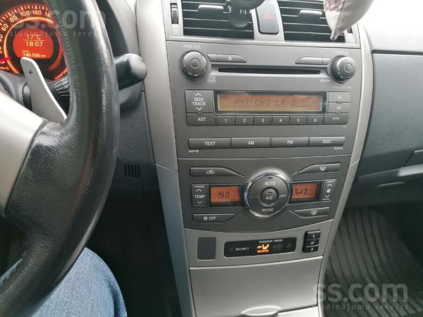 Toyota Corolla 2007 Ogre vietnē Pelēks Toyota Corolla 2007 Ogre, ar dzinēja tilpumu 1.60 L un nobraukumu 146 tūkst. km par 4000 €, foto 8 vietnē AUTOMOTO.COM.LV