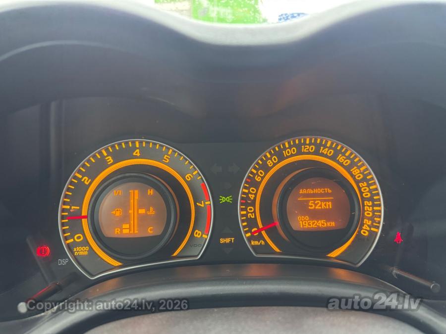Pelēks Toyota Corolla 2007 Tallina, ar dzinēja tilpumu 1.40 L un nobraukumu 193 tūkst. km par 1699 €, foto 12 vietnē AUTOMOTO.COM.LV