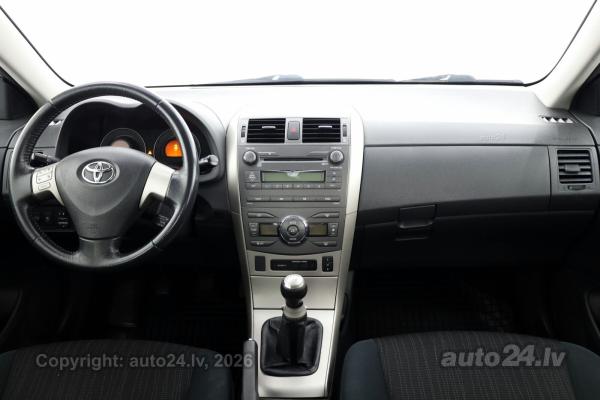 Тойота Королла 2007 в Таллин на AUTOMOTO.COM.LV Серый Тойота Королла 2007 в Таллин, объемом двигателя 1.60 л и пробегом 228 тыс. км за 2299 €, фото 6 на AUTOMOTO.COM.LV