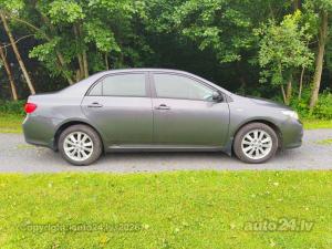 Grey Toyota Corolla 2008 in Tallinn, with an engine capacity of 1.60 L and mileage of 102 thousand km for 4200 €, photo 6 on AUTOMOTO.COM.LV