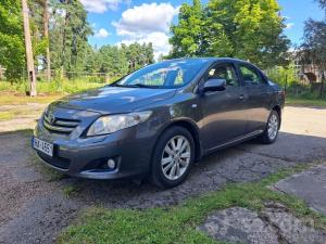 Pelēks Toyota Corolla 2008 Jēkabpils, ar dzinēja tilpumu 1.60 L un nobraukumu 304 tūkst. km par 2250 €, foto 8 vietnē AUTOMOTO.COM.LV