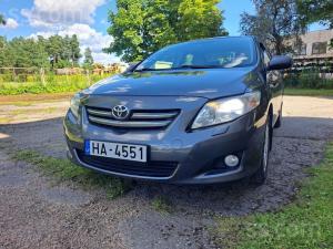 Pelēks Toyota Corolla 2008 Jēkabpils, ar dzinēja tilpumu 1.60 L un nobraukumu 304 tūkst. km par 2250 €, foto 9 vietnē AUTOMOTO.COM.LV