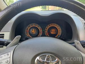 Pelēks Toyota Corolla 2008 Jēkabpils, ar dzinēja tilpumu 1.60 L un nobraukumu 304 tūkst. km par 2250 €, foto 17 vietnē AUTOMOTO.COM.LV