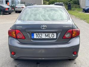 Pelēks Toyota Corolla 2008 Narva, ar dzinēja tilpumu 2.00 L un nobraukumu 207 tūkst. km par 2999 €, foto 9 vietnē AUTOMOTO.COM.LV