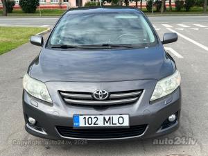 Pelēks Toyota Corolla 2008 Narva, ar dzinēja tilpumu 2.00 L un nobraukumu 208 tūkst. km par 2999 €, foto 3 vietnē AUTOMOTO.COM.LV