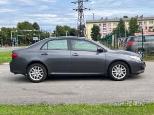 Pelēks Toyota Corolla 2008 Narva, ar dzinēja tilpumu 2.00 L un nobraukumu 208 tūkst. km par 2999 €, foto 5 vietnē AUTOMOTO.COM.LV