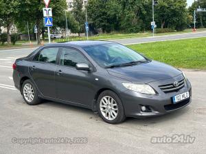 Pelēks Toyota Corolla 2008 Narva, ar dzinēja tilpumu 2.00 L un nobraukumu 208 tūkst. km par 2999 €, foto 6 vietnē AUTOMOTO.COM.LV