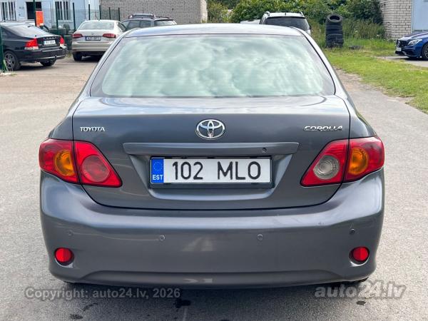 Grey Toyota Corolla 2008 in Narva, with an engine capacity of 2.00 L and mileage of 208 thousand km for 2999 €, photo 6 on AUTOMOTO.COM.LV