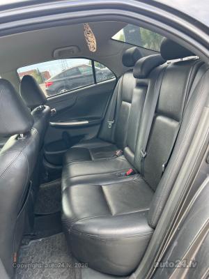 Pelēks Toyota Corolla 2008 Narva, ar dzinēja tilpumu 2.00 L un nobraukumu 208 tūkst. km par 2999 €, foto 12 vietnē AUTOMOTO.COM.LV