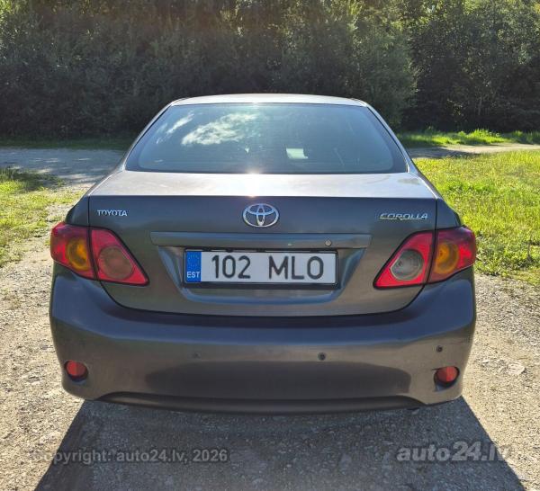 Toyota Corolla 2008 Tallina vietnē Pelēks Toyota Corolla 2008 Tallina, ar dzinēja tilpumu 2.00 L un nobraukumu 211 tūkst. km par 3490 €, foto 7 vietnē AUTOMOTO.COM.LV