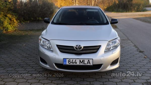 Grey Toyota Corolla 2008 in Tallinn, with an engine capacity of 1.60 L and mileage of 196 thousand km for 3299 €, photo 3 on AUTOMOTO.COM.LV