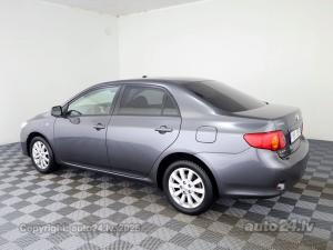 Pelēks Toyota Corolla 2009 Tallina, ar dzinēja tilpumu 1.60 L un nobraukumu 168 tūkst. km par 3699 €, foto 4 vietnē AUTOMOTO.COM.LV