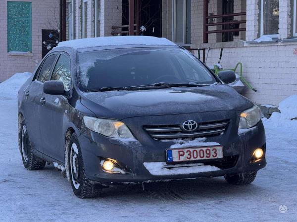 Grey Toyota Corolla 2009 in Vilnius, with an engine capacity of 1.60 L and mileage of 165 thousand km for 2950 €, photo 1 on AUTOMOTO.COM.LV