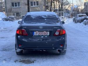 Grey Toyota Corolla 2009 in Vilnius, with an engine capacity of 1.60 L and mileage of 165 thousand km for 2950 €, photo 6 on AUTOMOTO.COM.LV
