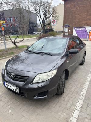 Серый Тойота Королла 2009 в Рига, объемом двигателя 1.40 л и пробегом 260 тыс. км за 2200 €, фото  на AUTOMOTO.COM.LV