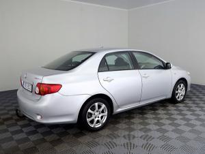 Pelēks Toyota Corolla 2009 Tallina, ar dzinēja tilpumu 1.60 L un nobraukumu 210 tūkst. km par 2299 €, foto 4 vietnē AUTOMOTO.COM.LV