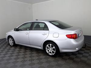 Pelēks Toyota Corolla 2009 Tallina, ar dzinēja tilpumu 1.60 L un nobraukumu 210 tūkst. km par 2299 €, foto 5 vietnē AUTOMOTO.COM.LV