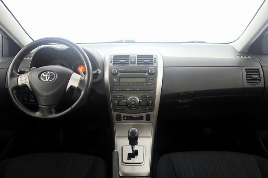 Pelēks Toyota Corolla 2009 Tallina, ar dzinēja tilpumu 1.60 L un nobraukumu 210 tūkst. km par 2299 €, foto 6 vietnē AUTOMOTO.COM.LV