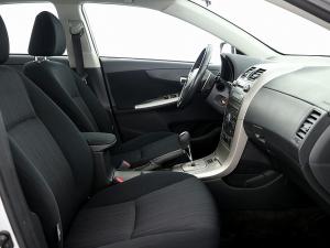 Pelēks Toyota Corolla 2009 Tallina, ar dzinēja tilpumu 1.60 L un nobraukumu 210 tūkst. km par 2299 €, foto 7 vietnē AUTOMOTO.COM.LV