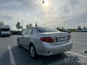 Pelēks Toyota Corolla 2009 Jelgava, ar dzinēja tilpumu 1.60 L un nobraukumu 142 tūkst. km par 3499 €, foto 7 vietnē AUTOMOTO.COM.LV
