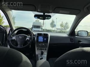 Pelēks Toyota Corolla 2009 Jelgava, ar dzinēja tilpumu 1.60 L un nobraukumu 142 tūkst. km par 3499 €, foto 11 vietnē AUTOMOTO.COM.LV