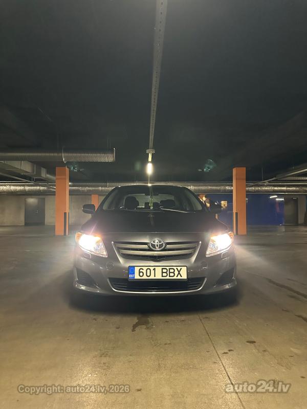 Grey Toyota Corolla 2009 in Tallinn, with an engine capacity of 1.60 L and mileage of 235 thousand km for 4100 €, photo 7 on AUTOMOTO.COM.LV