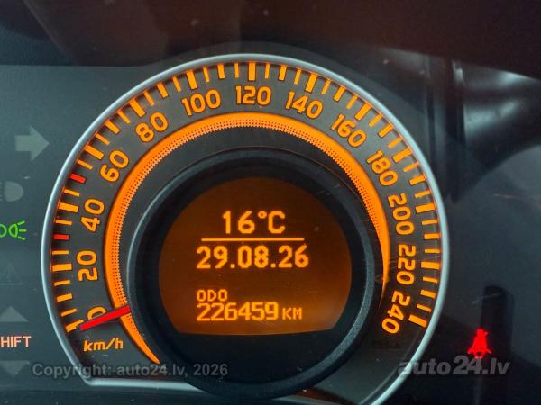 Тойота Королла 2009 в Таллин на AUTOMOTO.COM.LV Серый Тойота Королла 2009 в Таллин, объемом двигателя 1.60 л и пробегом 227 тыс. км за 2350 €, фото 8 на AUTOMOTO.COM.LV
