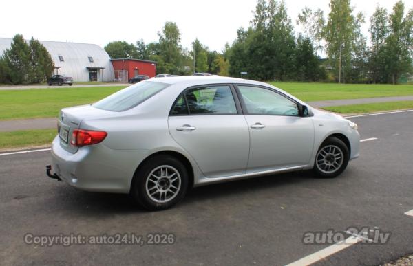 Pelēks Toyota Corolla 2009 Rapla, ar dzinēja tilpumu 1.60 L un nobraukumu 227 tūkst. km par 3299 €, foto 7 vietnē AUTOMOTO.COM.LV