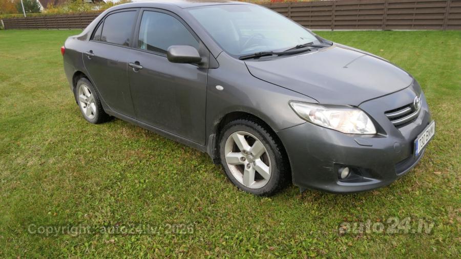 Pelēks Toyota Corolla 2009 Tartu, ar dzinēja tilpumu 1.60 L un nobraukumu 161 tūkst. km par 3000 €, foto 6 vietnē AUTOMOTO.COM.LV