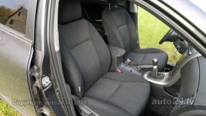 Pelēks Toyota Corolla 2009 Tartu, ar dzinēja tilpumu 1.60 L un nobraukumu 161 tūkst. km par 3000 €, foto 15 vietnē AUTOMOTO.COM.LV
